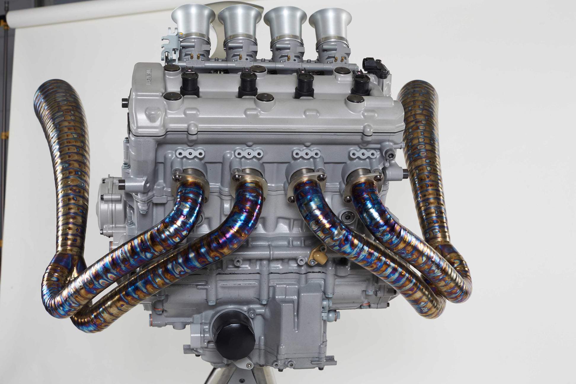 Solve Suzuki Hayabusa Engine jigsaw puzzle online with 400 pieces