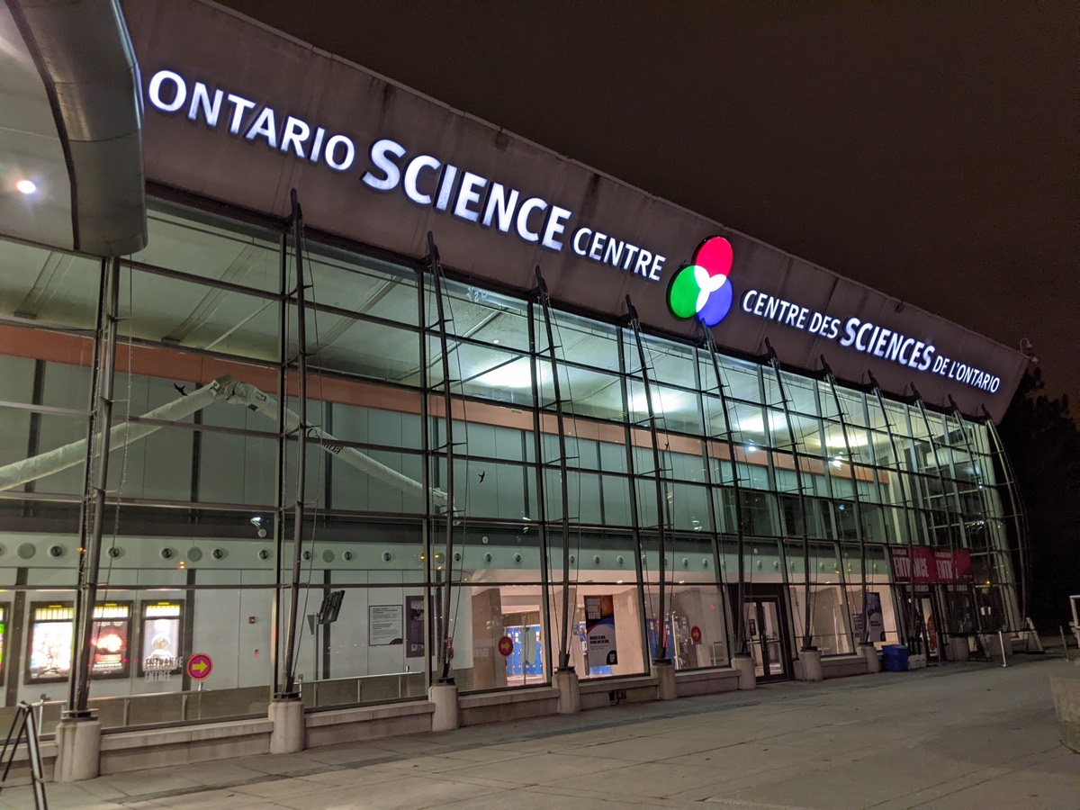 Solve Ontario Science Centre building at night jigsaw puzzle online ...