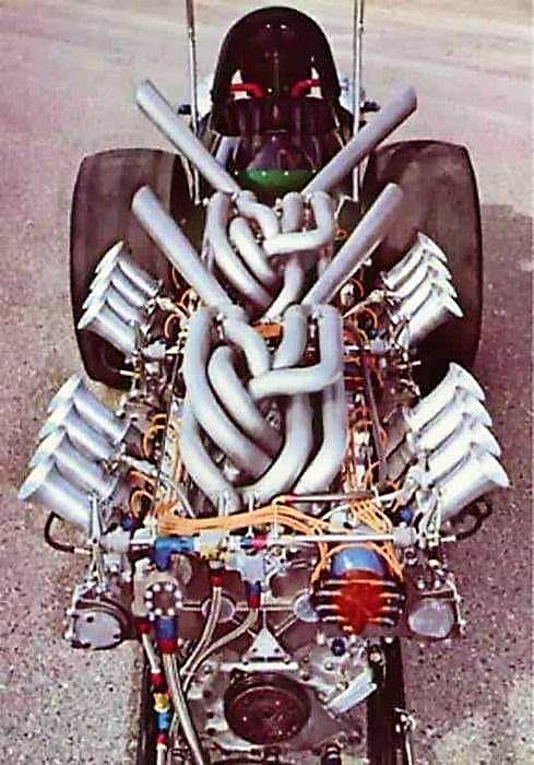 Solve plumbers nightmare jigsaw puzzle online with 88 pieces