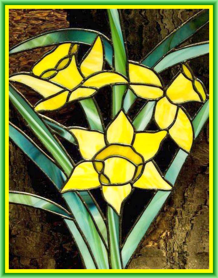Solve Daffy over Daffodils! :=) jigsaw puzzle online with 12 pieces