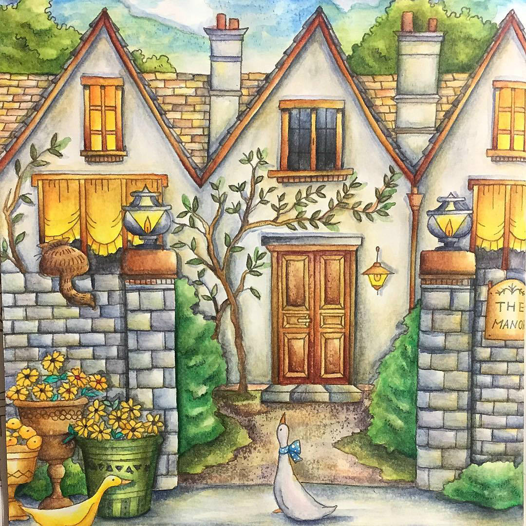 Solve The Manor jigsaw puzzle online with 324 pieces