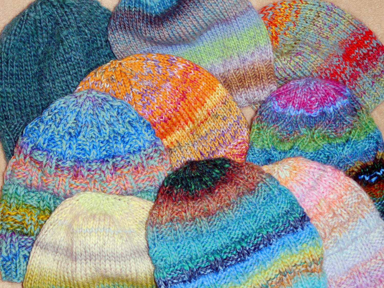 Solve Many Hats jigsaw puzzle online with 63 pieces