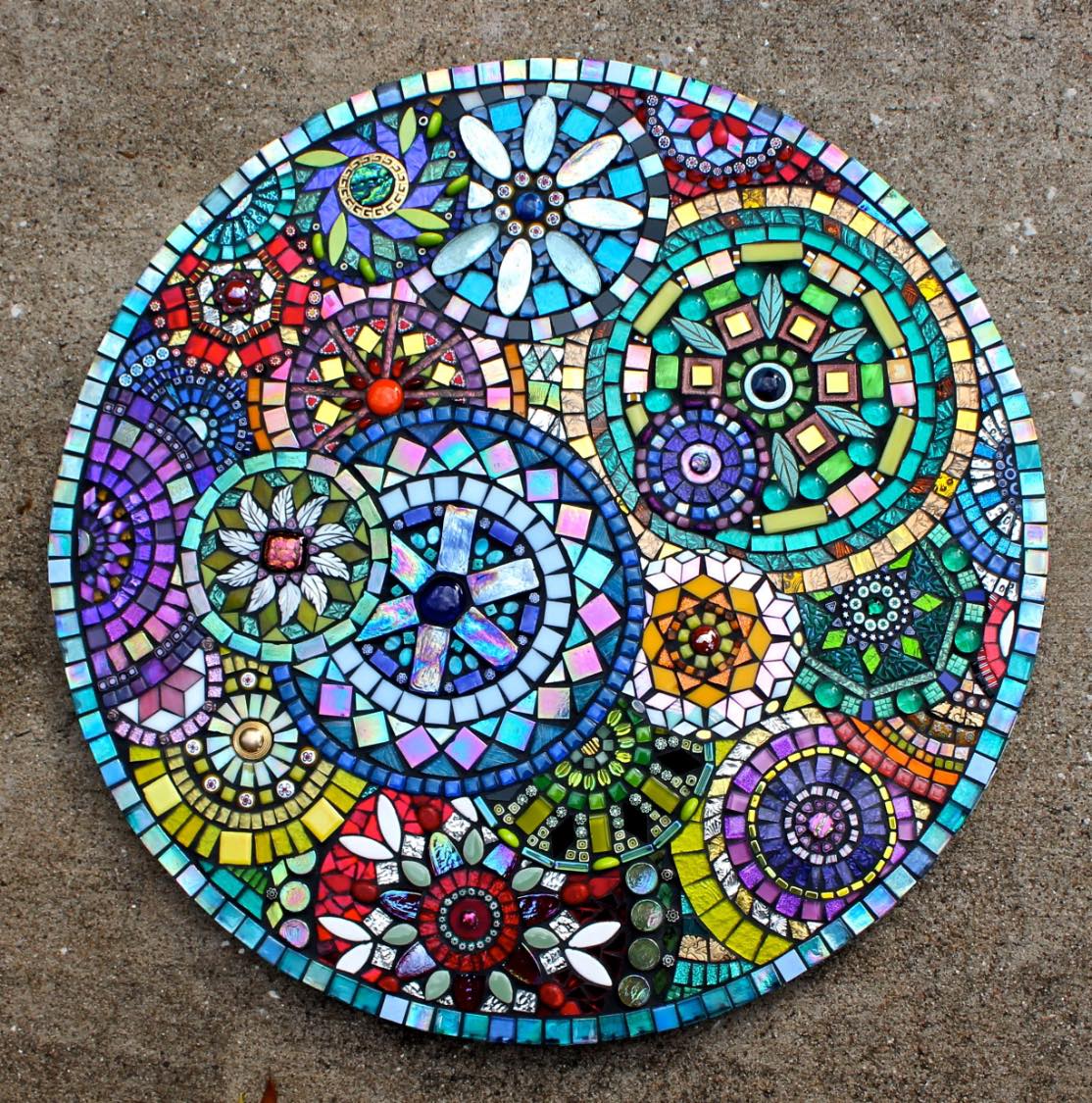 Solve Mosaic Art Jigsaw Puzzle Online With 64 Pieces
