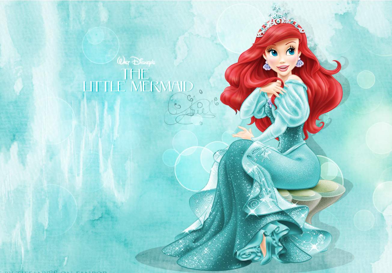 Solve Ariel en bleu jigsaw puzzle online with 330 pieces