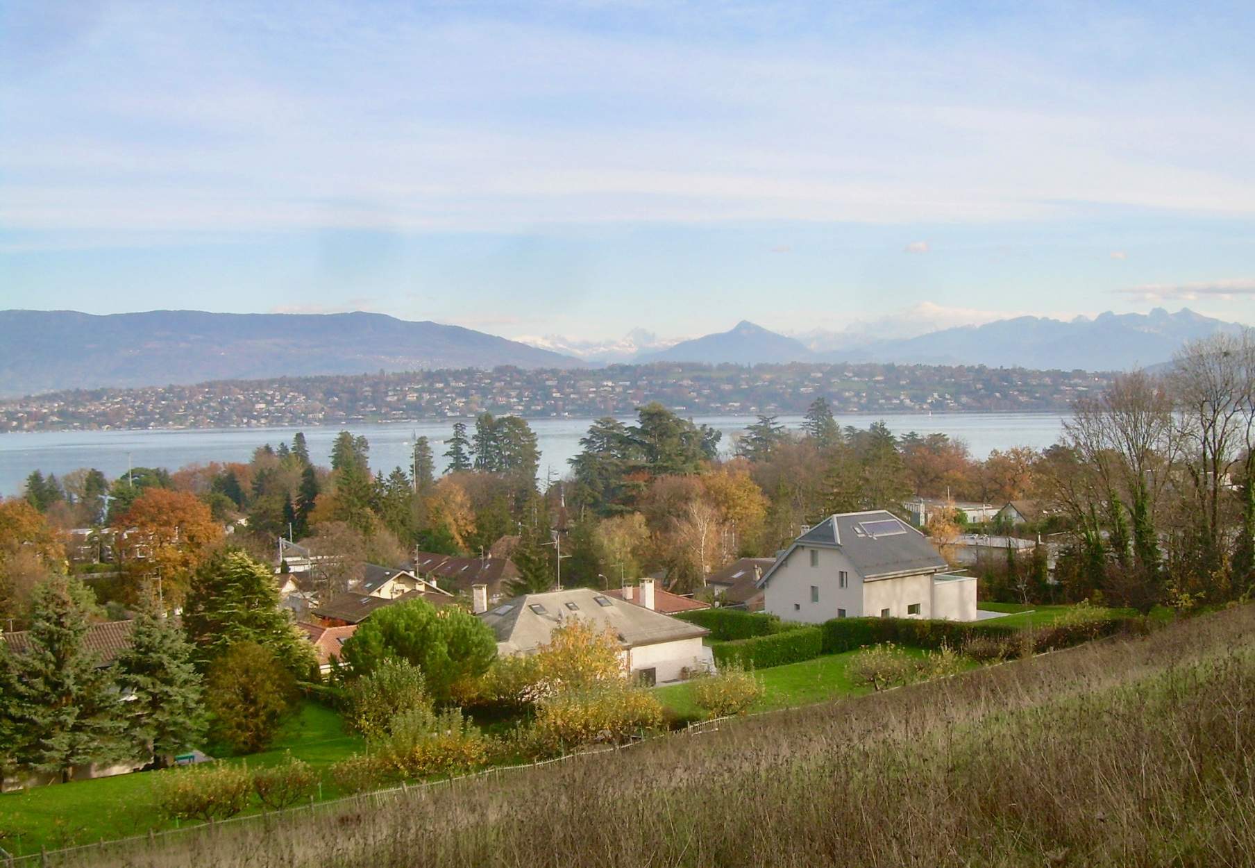 Solve Pregny-Chambesy. View of lake Geneva with the alps in the ...