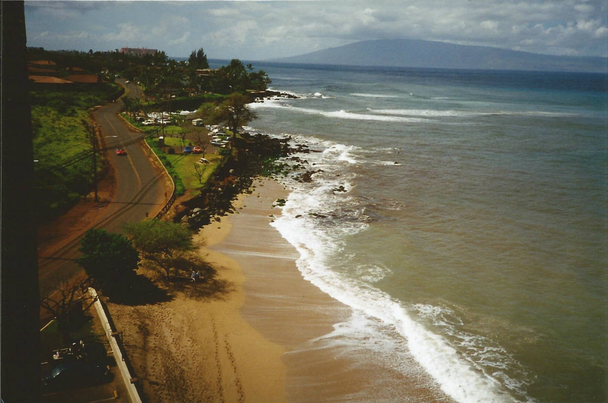 Solve Maui, Lahaina beach. jigsaw puzzle online with 70 pieces