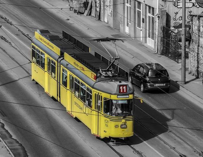 Solve Tramway Beograd jigsaw puzzle online with 80 pieces