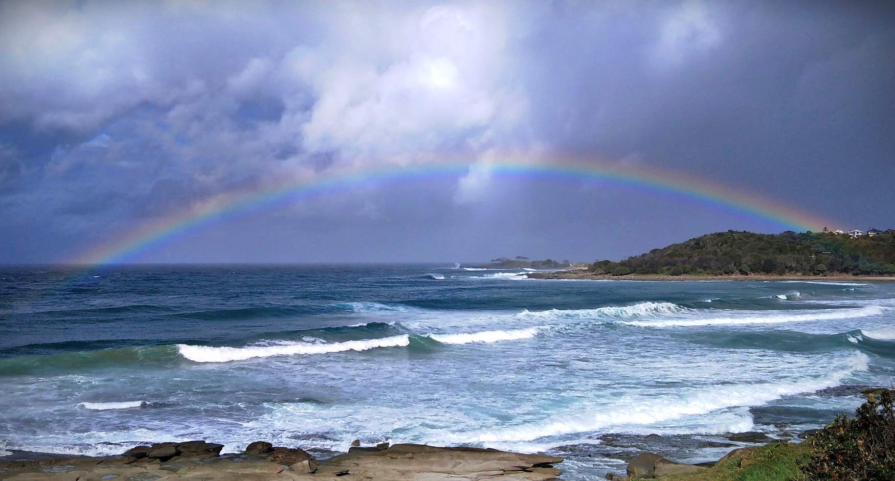 Solve I can see a rainbow jigsaw puzzle online with 112 pieces