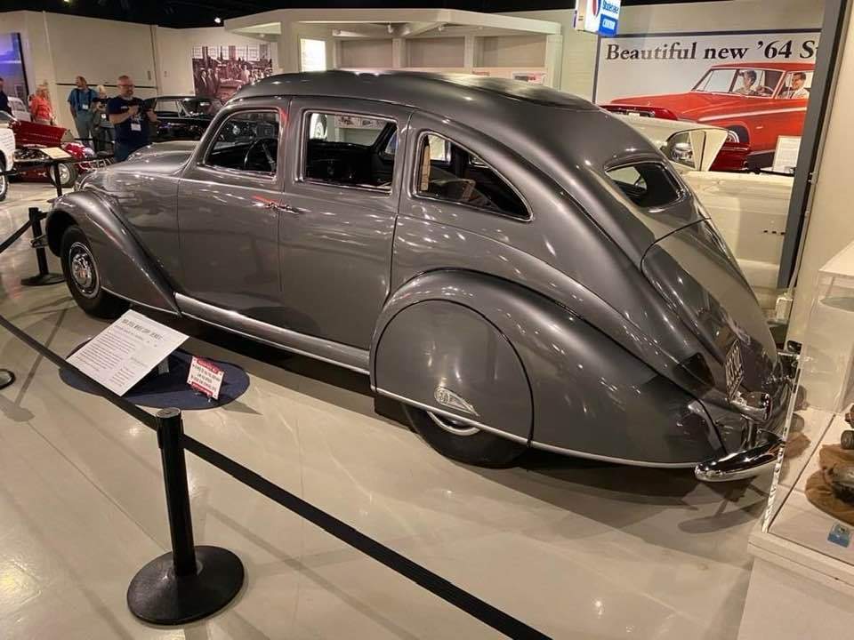 Solve 1934 Bendix SWC jigsaw puzzle online with 108 pieces