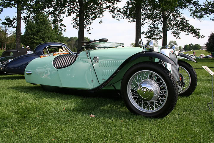 Solve 1947 Morgan F Super 3 Wheel Roadster jigsaw puzzle online with 35 ...