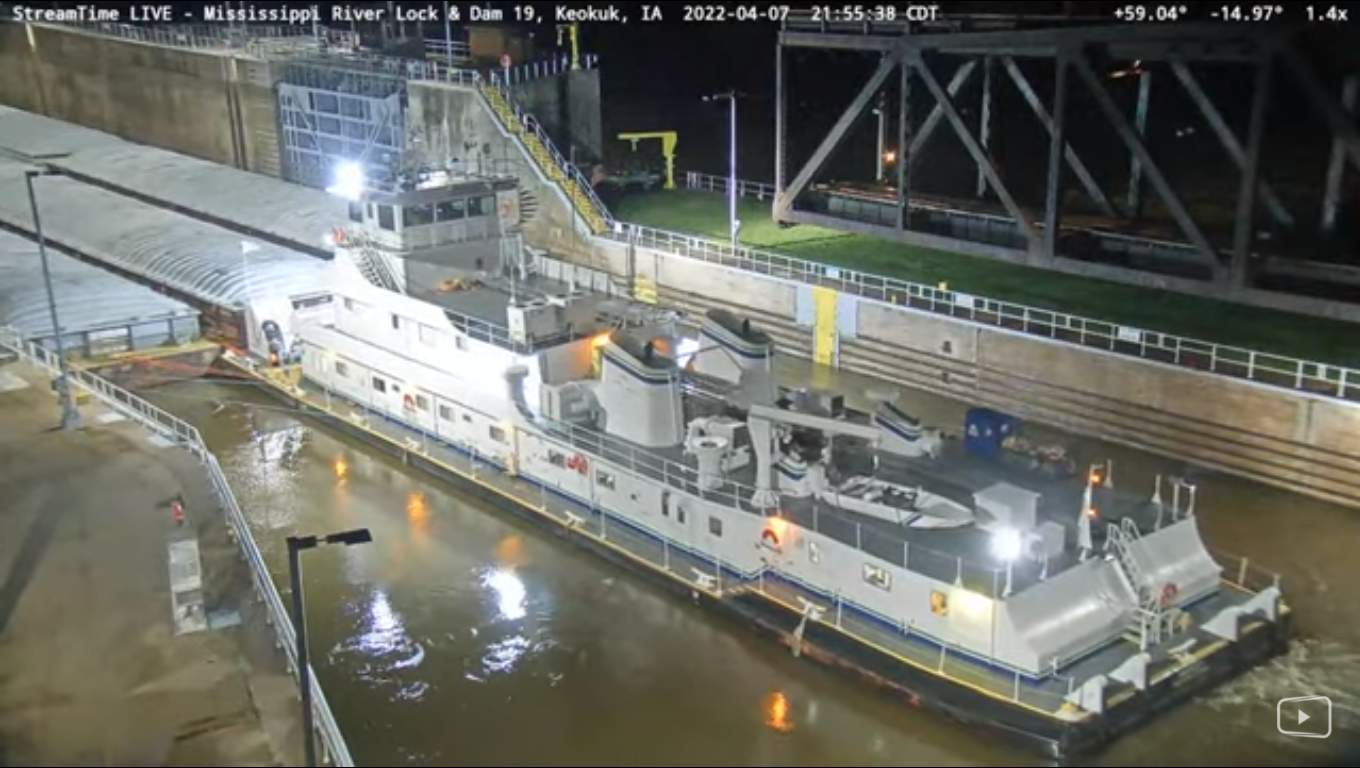 Solve MV Prosperity-001-04-07-2022 jigsaw puzzle online with 144 pieces