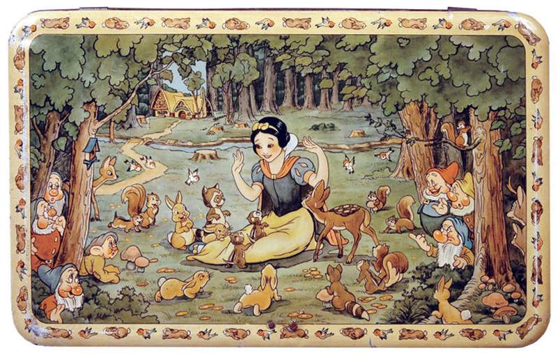 Solve Snow White and Friends jigsaw puzzle online with 117 pieces