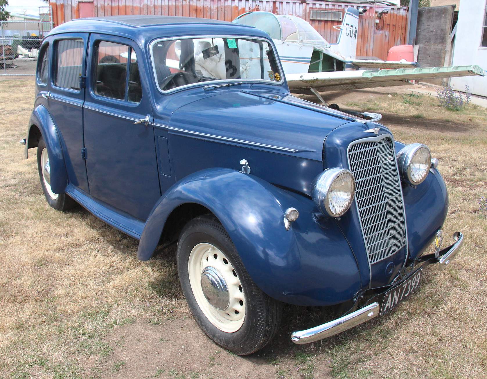 Solve Hillman "Minx" Magnificent - 1936 jigsaw puzzle online with 221 ...