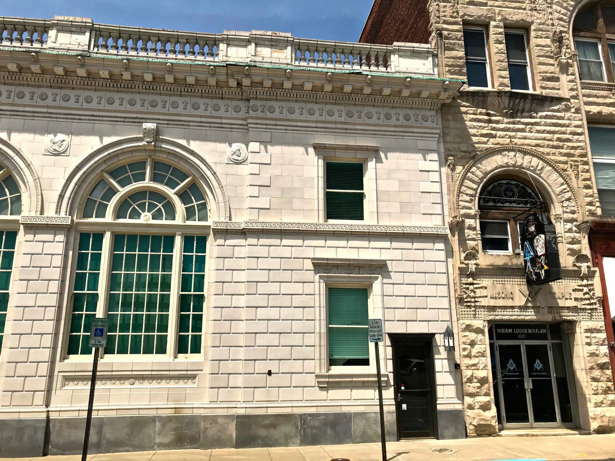 Solve Image 8284 jigsaw puzzle online with 594 pieces