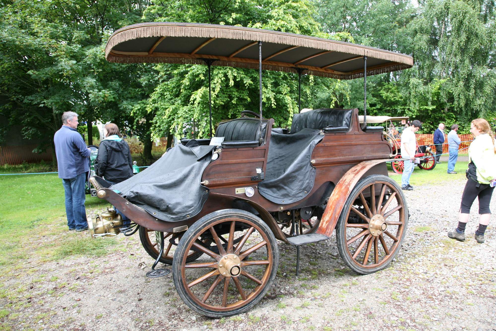 Solve Arrol-Johnston "Dog Cart" - 1902 jigsaw puzzle online with 216 pieces