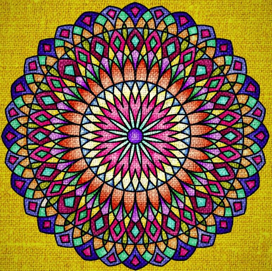 Solve linen mandala jigsaw puzzle online with 100 pieces