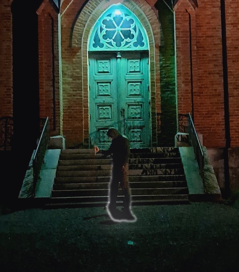 Solve Monk by the church jigsaw puzzle online with 210 pieces