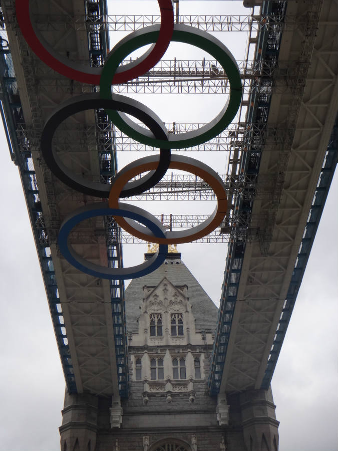 Solve Olympic Rings, Tower Bridge, London, England. jigsaw puzzle ...