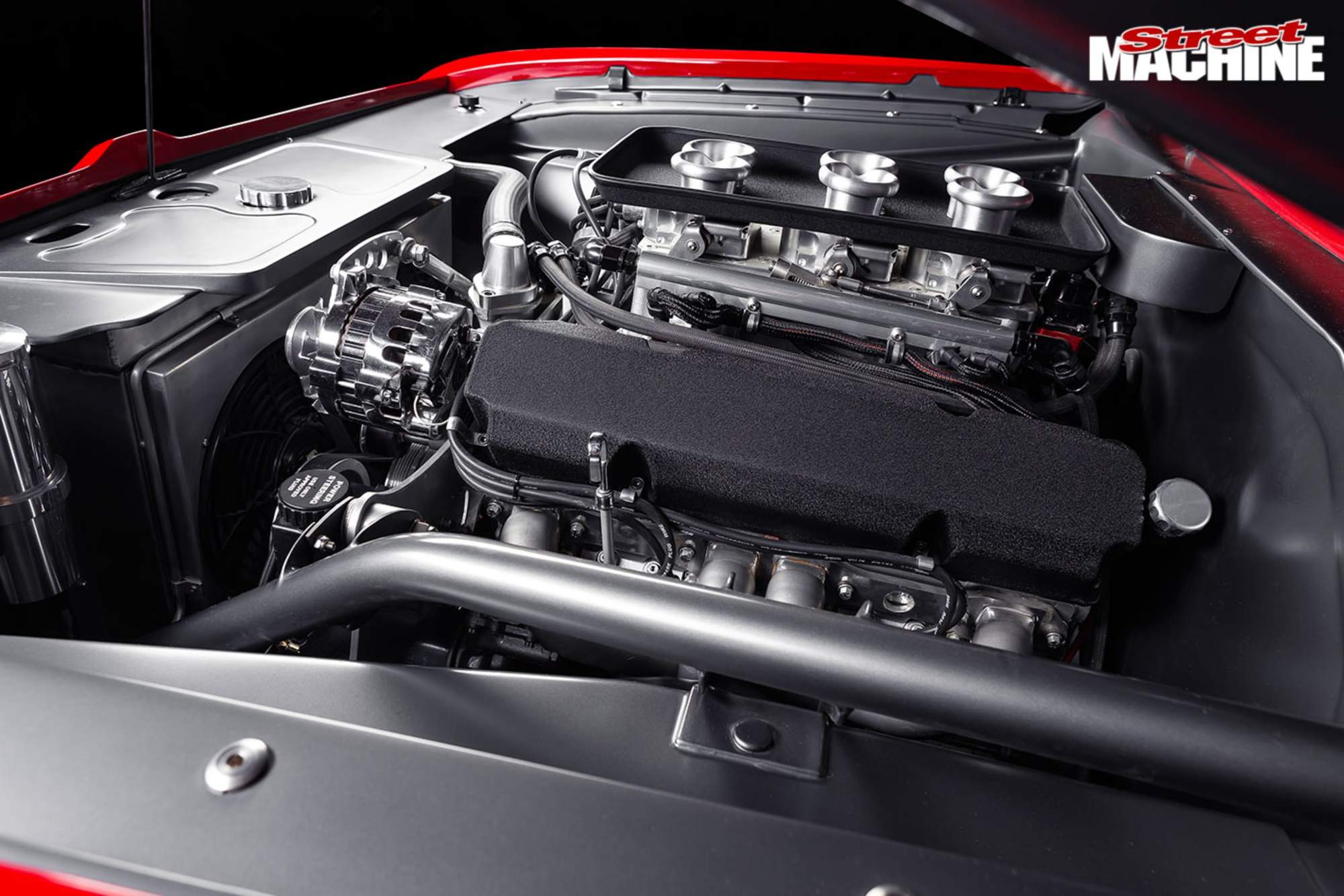 Solve Chrysler VH Valiant Engine Bay_02 jigsaw puzzle online with 600 ...