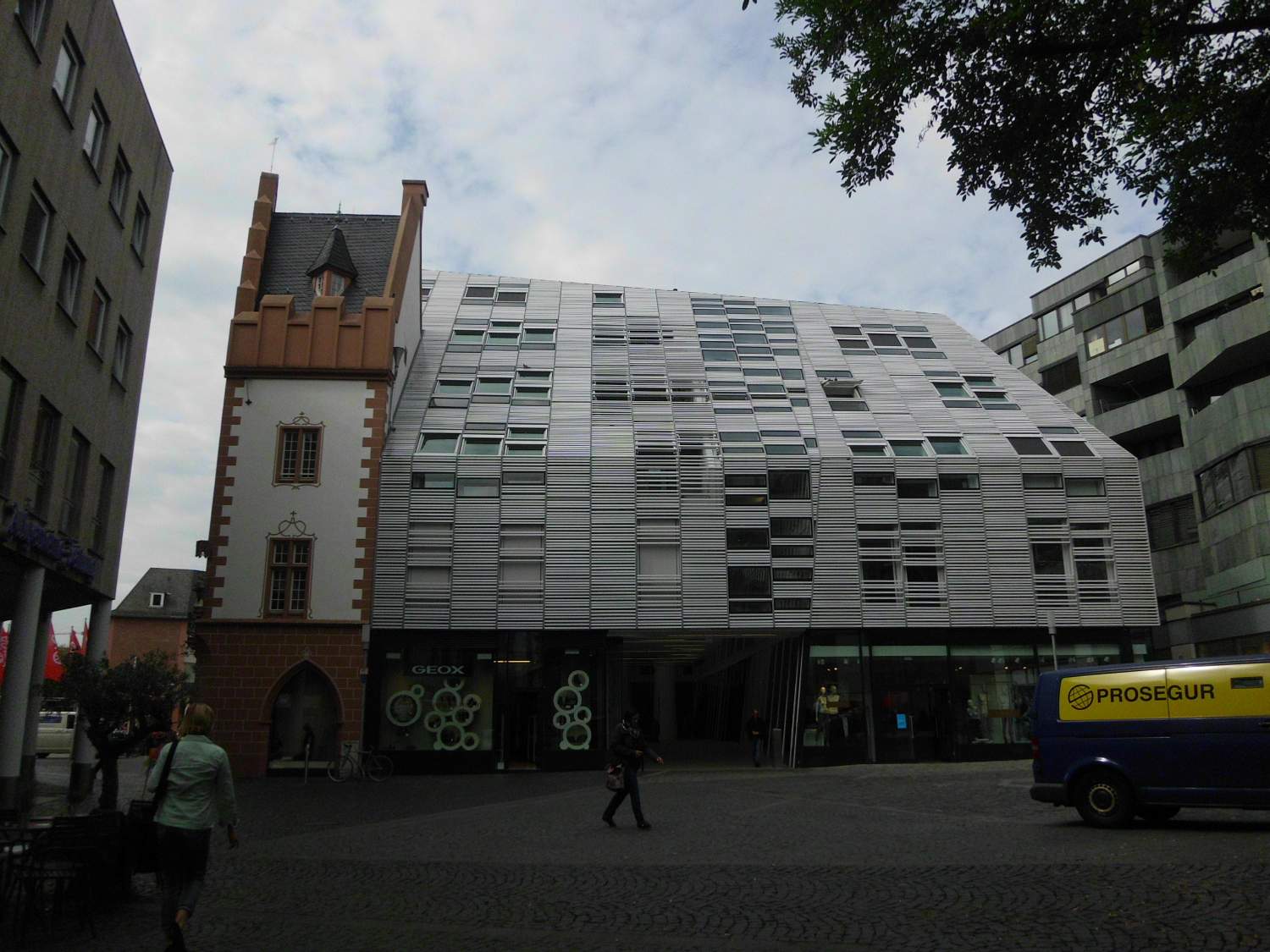 Jigsaw Puzzle | Mainz: Rebstockplatz und Fuksas-Haus | 88 pieces | Jigidi