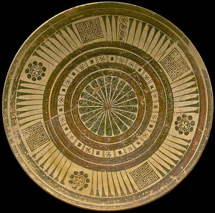 Solve p-Geometric_design_rhodian_plate jigsaw puzzle online with 156 pieces