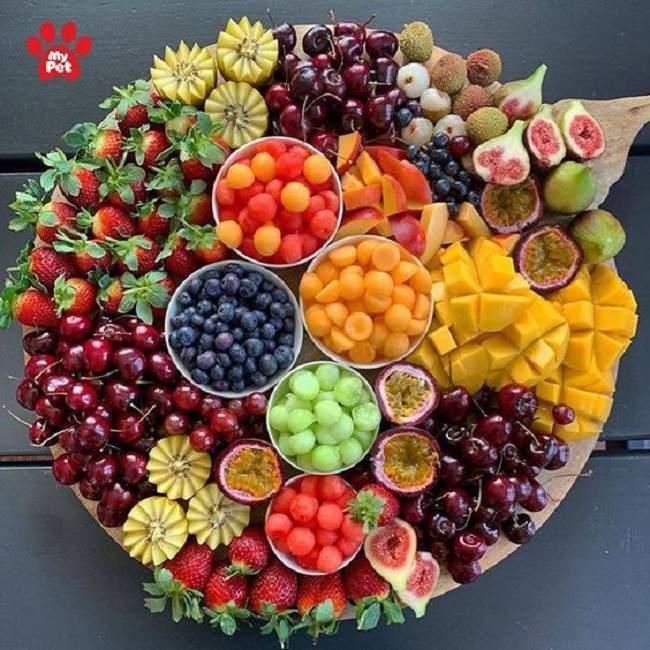 Solve FANTASTIC FRUIT jigsaw puzzle online with 100 pieces