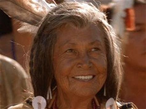 Solve 4 - Doris Leader Charge ~ "Waháčhaŋka Waštéla" (Pretty Shield ...