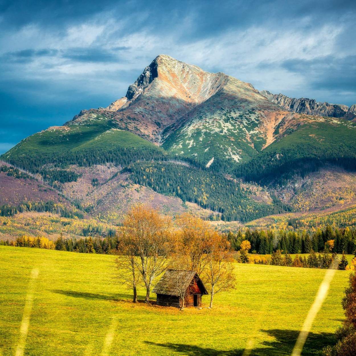 Solve Úžasné Slovensko - Wonderful Slovakia jigsaw puzzle online with ...