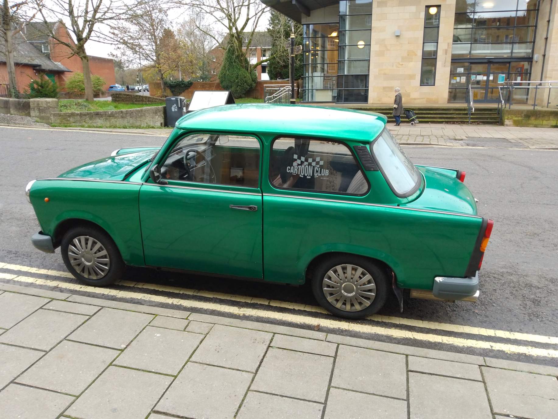 Jigsaw Puzzle | TRABANT | 165 pieces | Jigidi