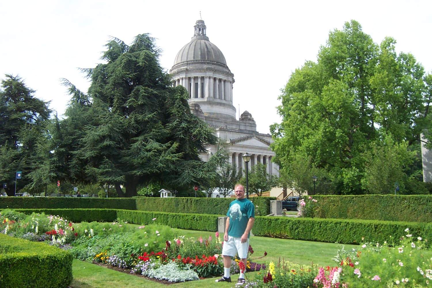 Solve Washington State Capital and flower garden jigsaw puzzle online ...