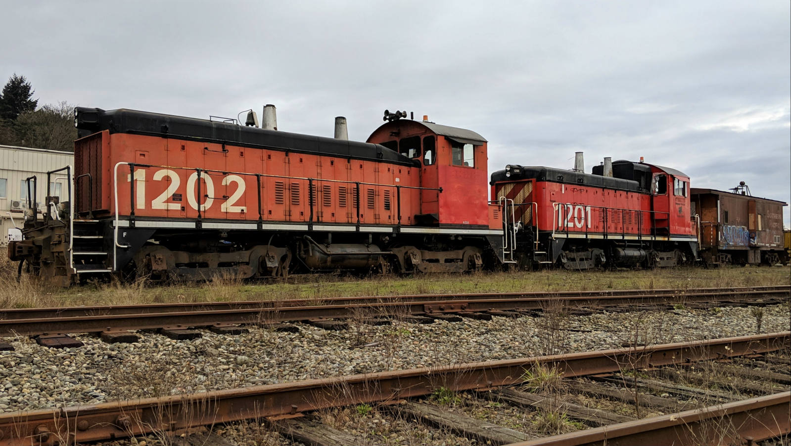 Solve Simpson Railroad SW1200 jigsaw puzzle online with 220 pieces