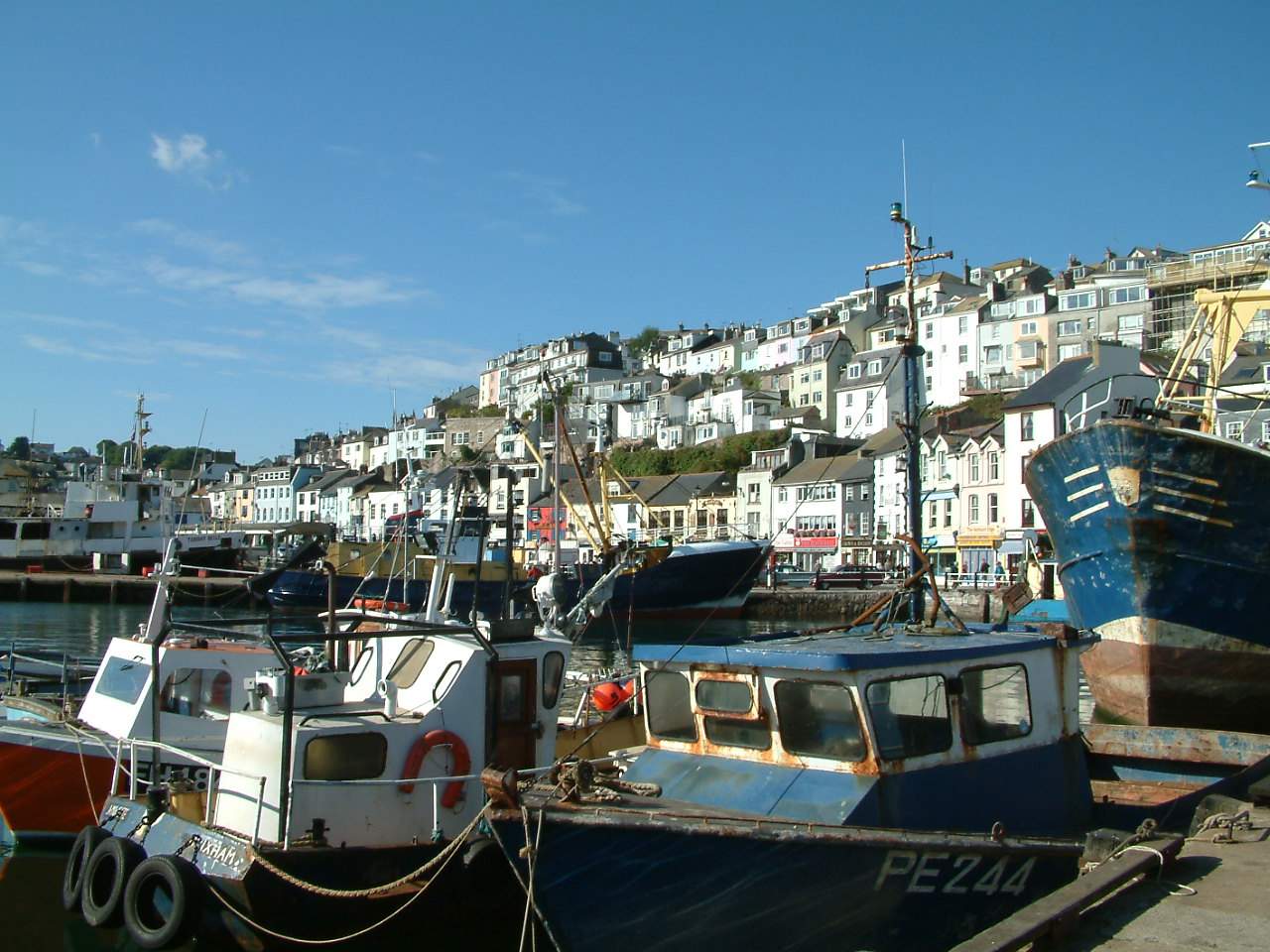 Solve Brixham Harbour, Devon jigsaw puzzle online with 88 pieces