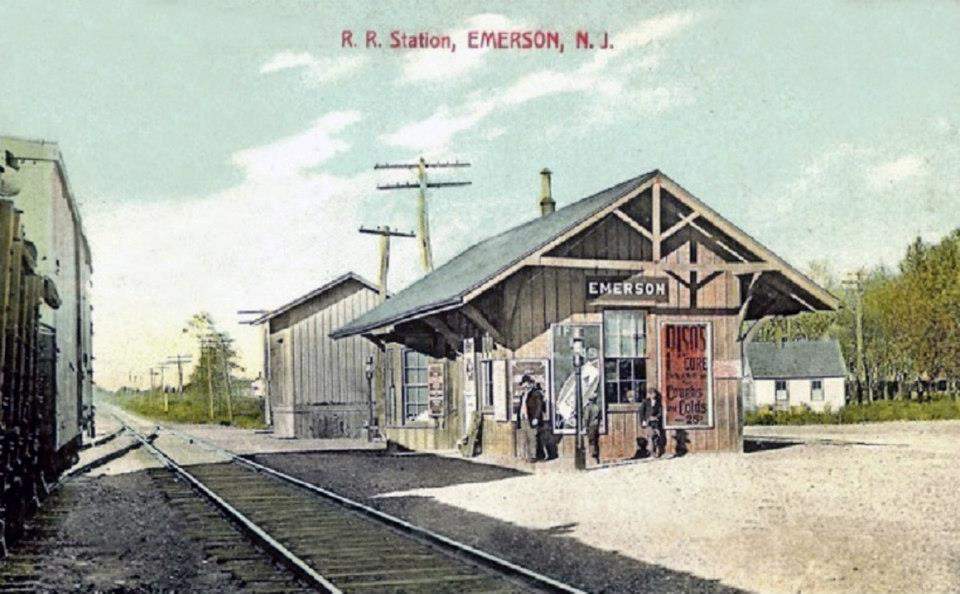 Solve Emerson, NJ Train Station circa 1907 jigsaw puzzle online with ...