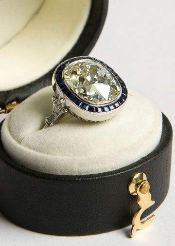 Solve Ring jigsaw puzzle online with 48 pieces