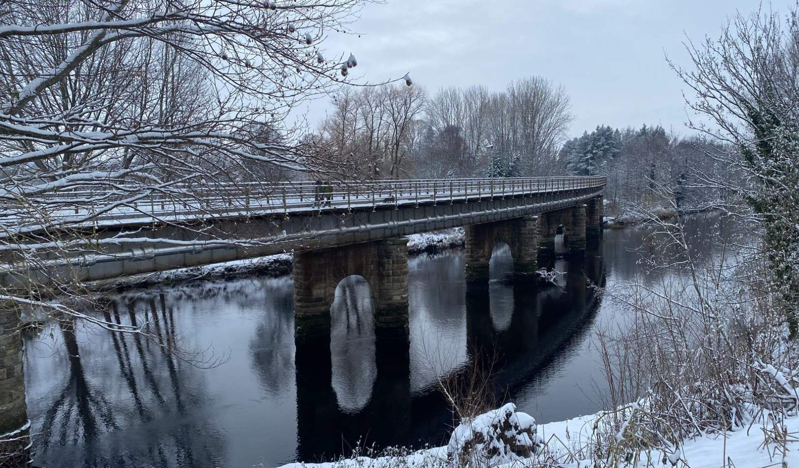 Solve snw bridge jigsaw puzzle online with 104 pieces