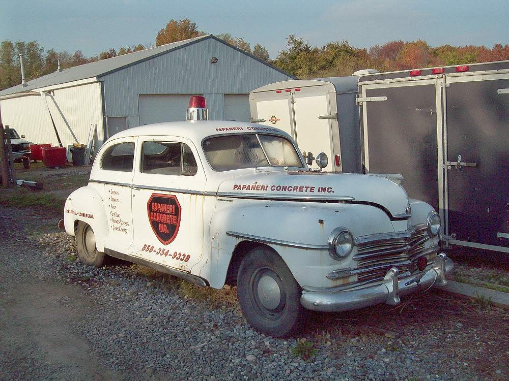 Solve late 40s plymouth jigsaw puzzle online with 108 pieces