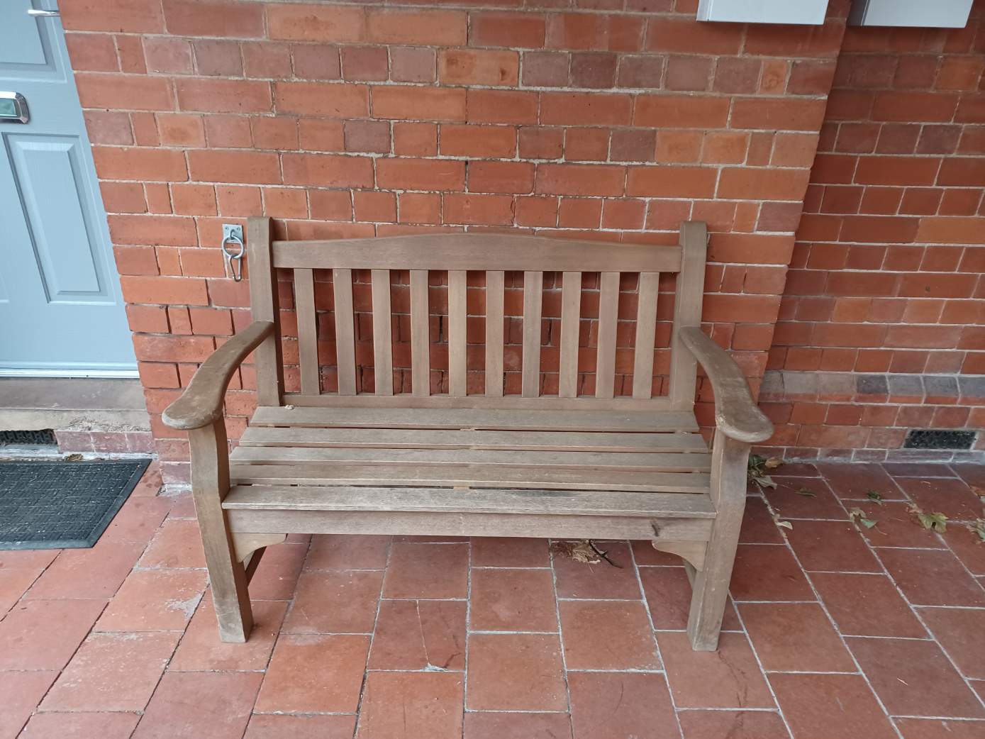 Solve Bench jigsaw puzzle online with 35 pieces