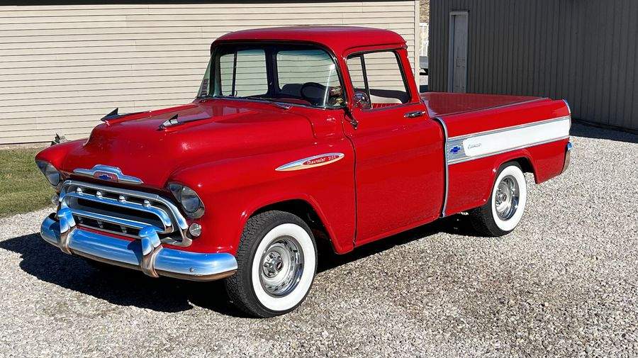 Solve 1959 Chevrolet Cameo jigsaw puzzle online with 84 pieces
