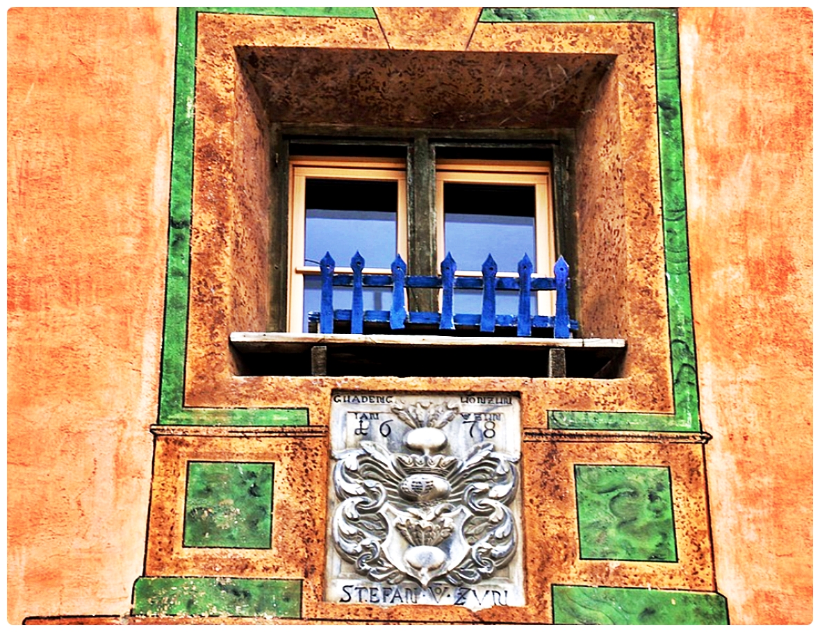 Solve Deep Set Window in a Building near Lake Dusia, Lithuania jigsaw ...