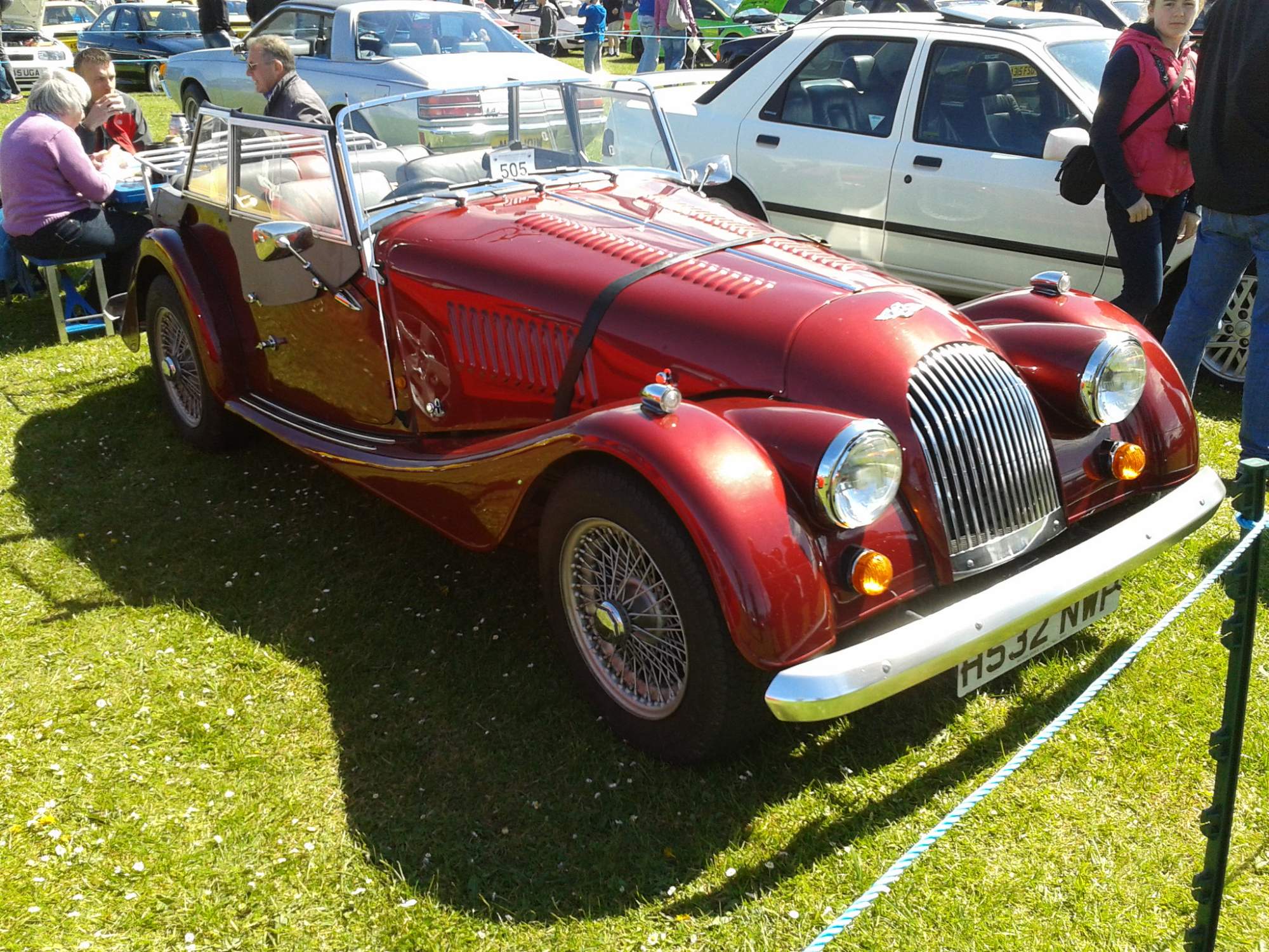 Solve Morgan jigsaw puzzle online with 221 pieces