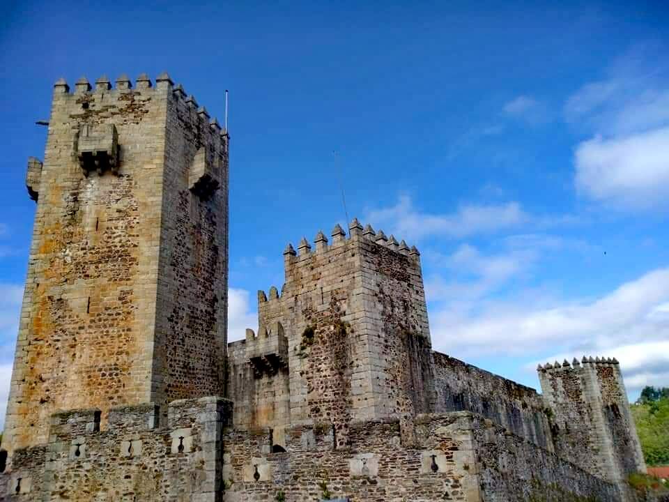 Solve Towers jigsaw puzzle online with 108 pieces