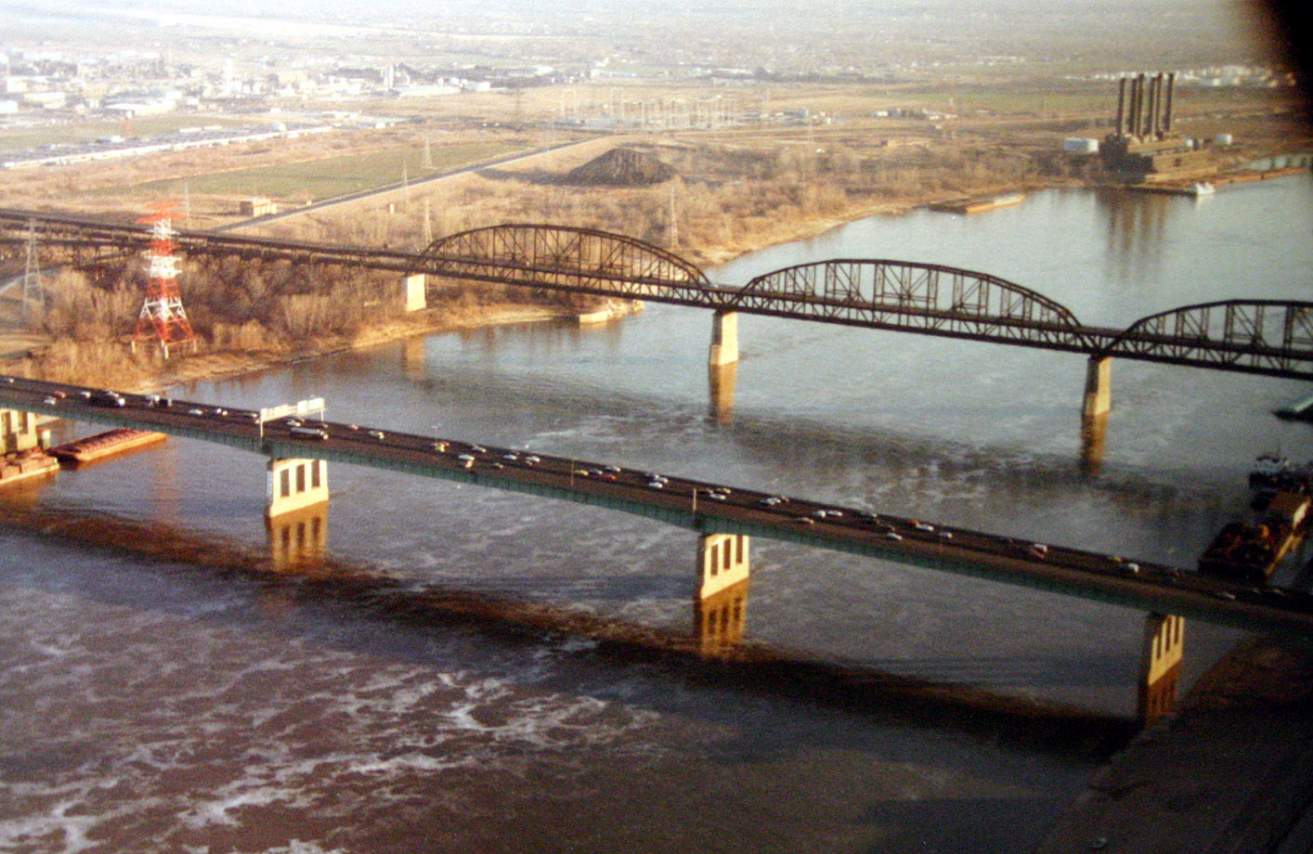 Solve Mississippi River at St Louis (0537) jigsaw puzzle online with 24 ...