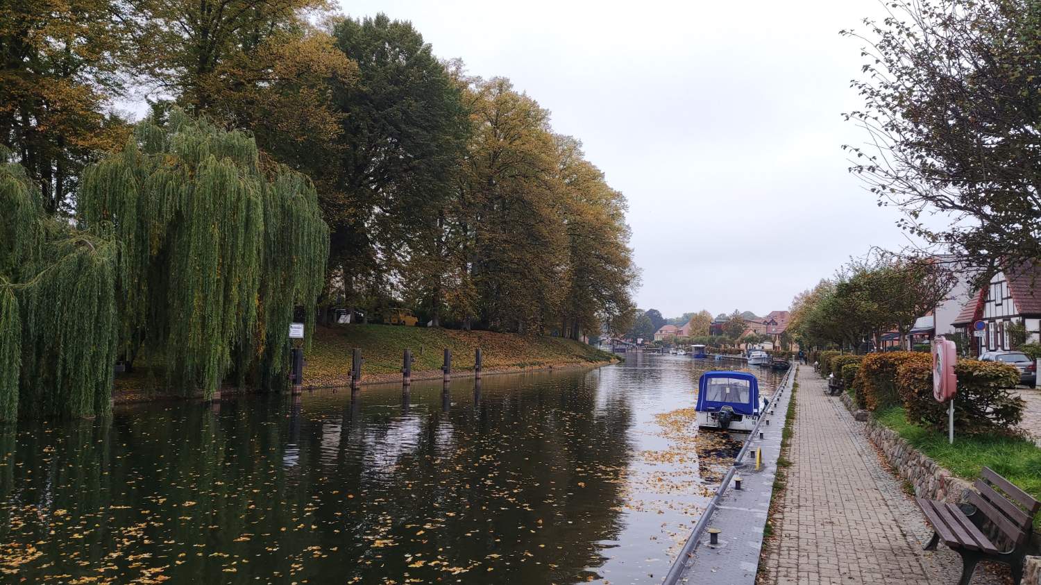 Solve Die Elde bei Plau am See jigsaw puzzle online with 84 pieces