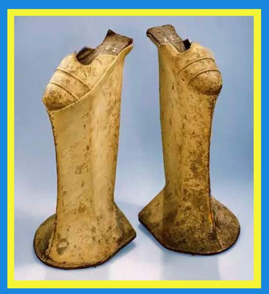 Solve Chopines, are platform shoes that were worn by women in the 15th ...