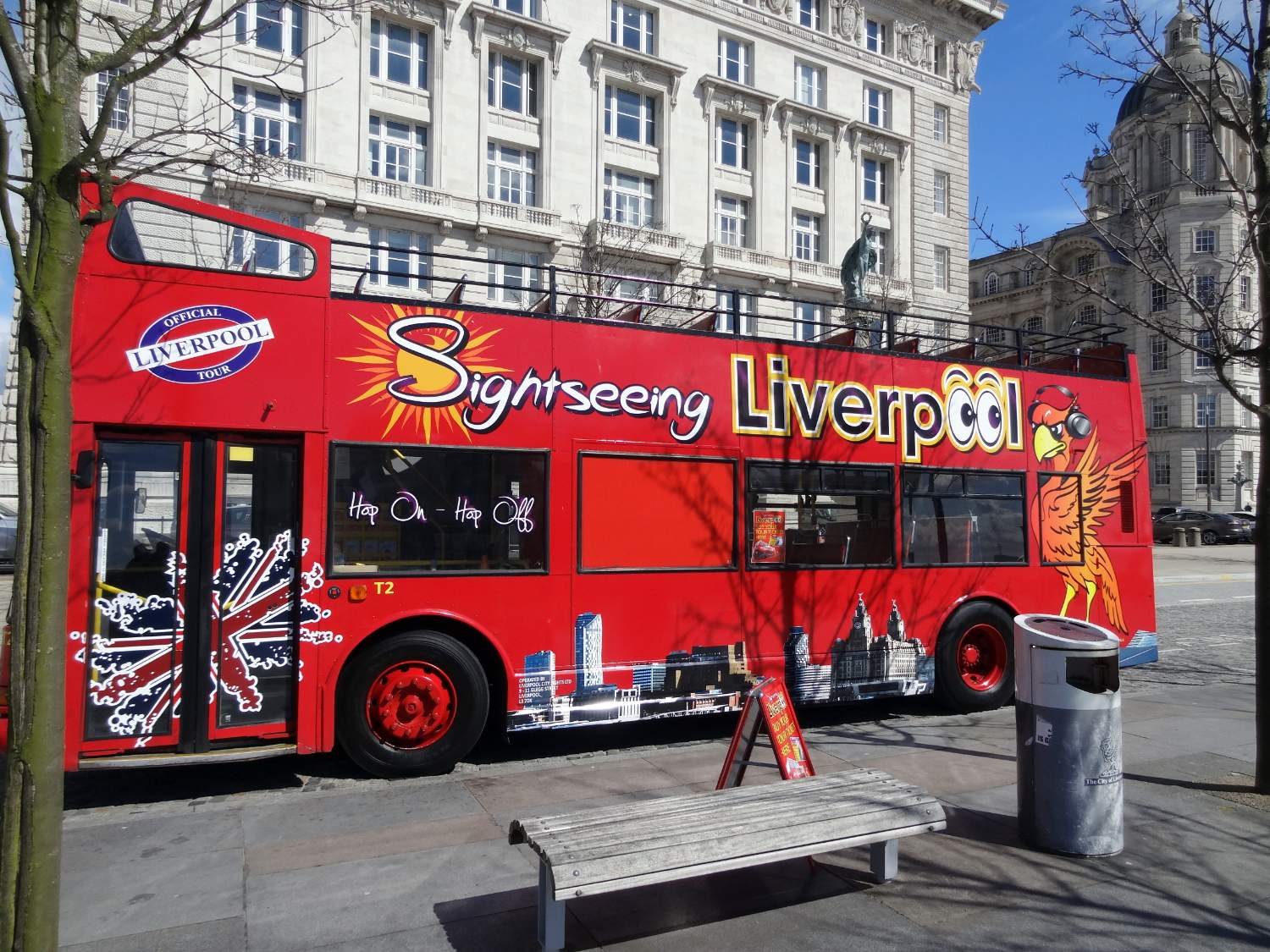 Solve Liverpool (28) jigsaw puzzle online with 48 pieces